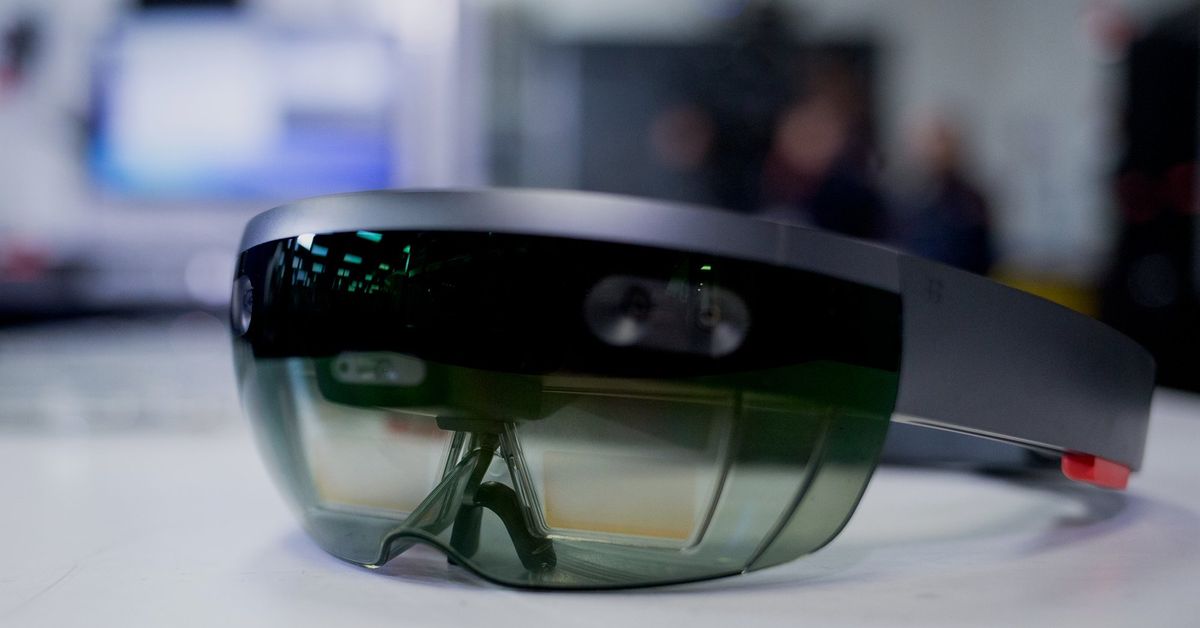 Microsoft to launch Hololens 2 at MWC 2019