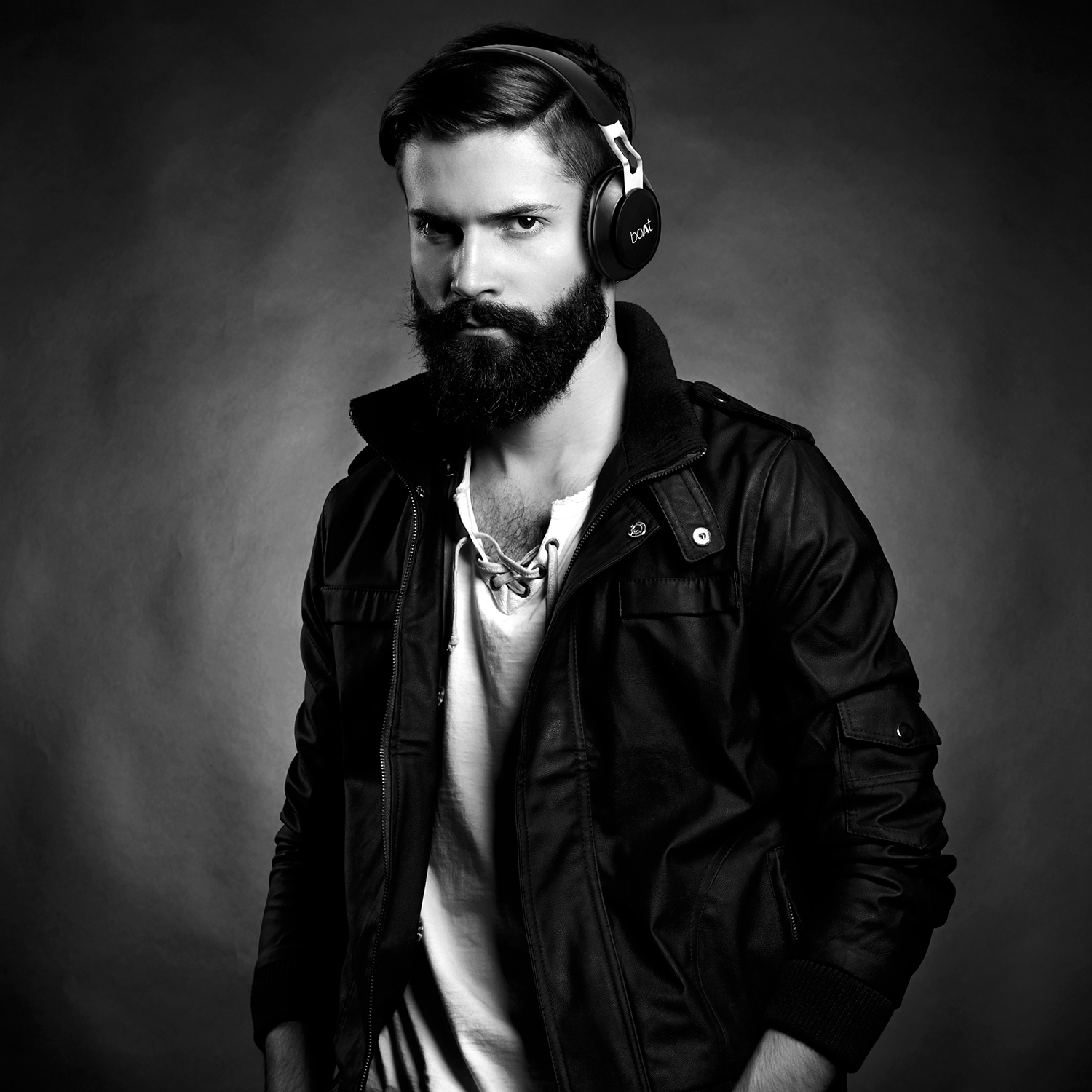 Boat launches Rockerz 480 Bluetooth Headphones priced at Rs 1,899