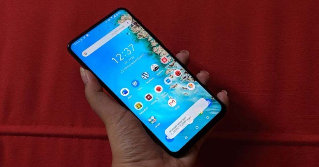 10 best smartphones with edge-to-edge, bezel-less displays - Page 3