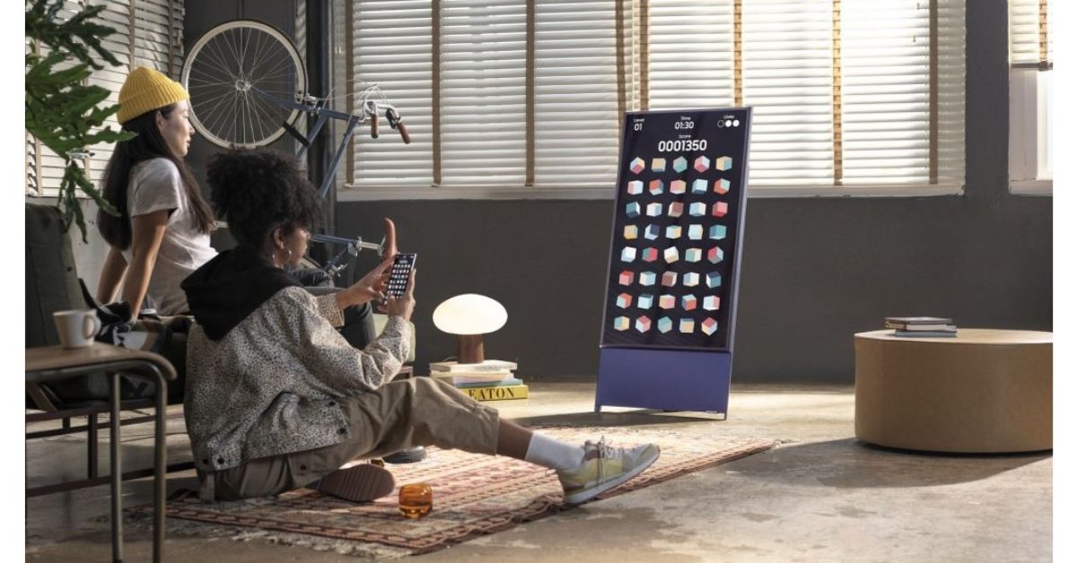 Samsung Sero 4K QLED rotating TV launched in India: Price and ...