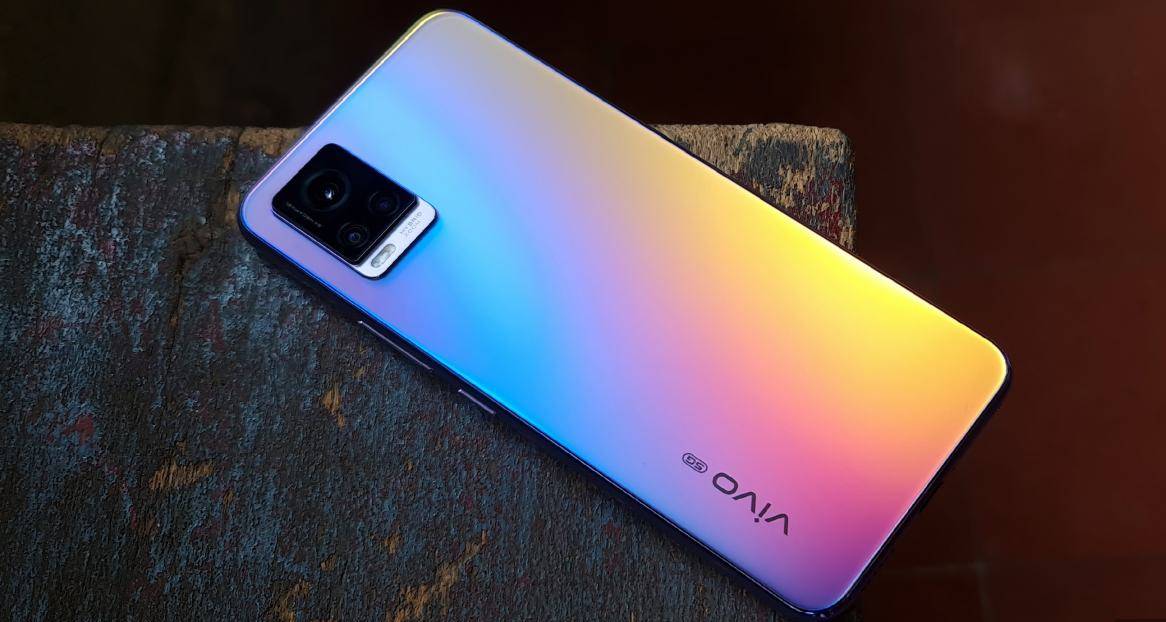 Top 10 smartphones with the highest megapixel selfie camera in India