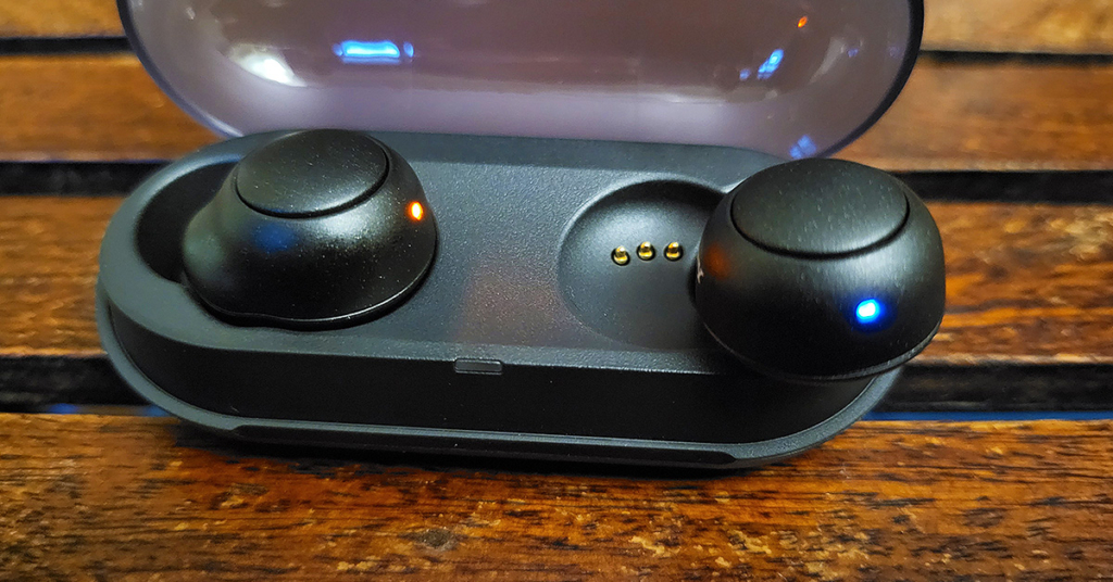 Top 10 best-looking wireless earphones (price no bar)