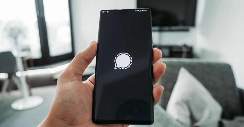 10 free messaging apps that work on your Phone, PC, and Mac