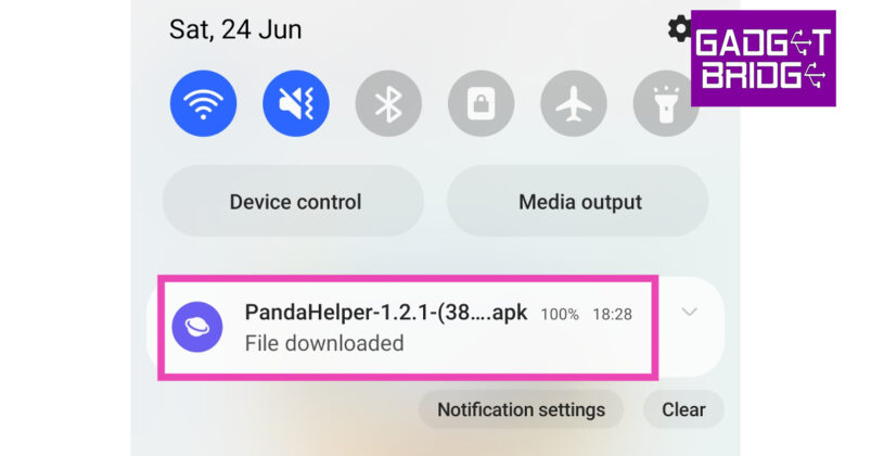 How to install the Panda Helper app on Android and iPhone?