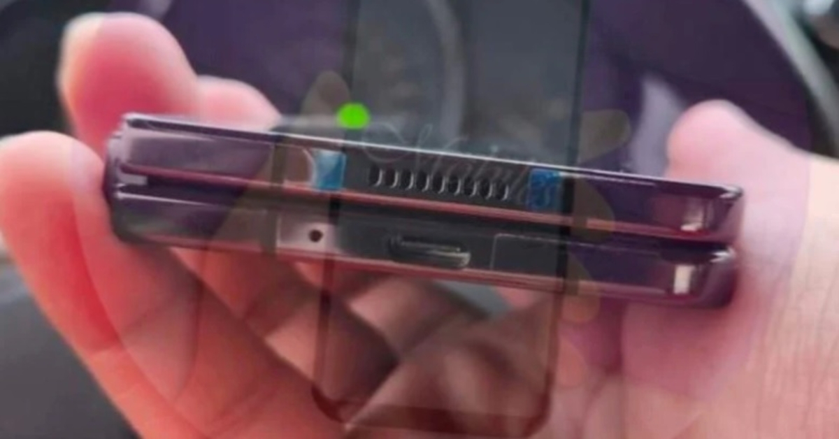Samsung Galaxy Z Fold 5 images leak showing no gap in the hinge