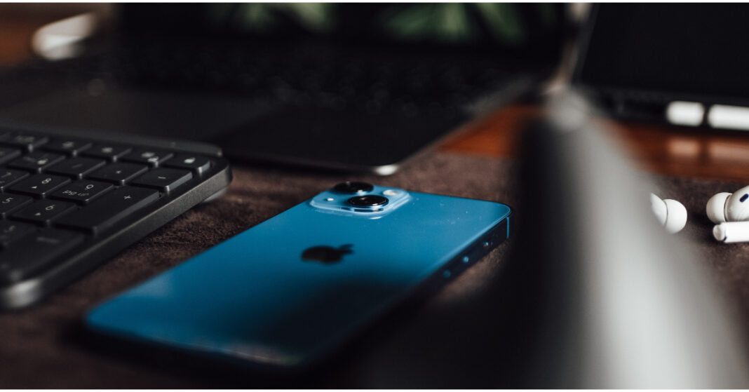 Top 11 ways to Fix ‘Camera not working’ issue on iPhone 13 & 14 (2024)