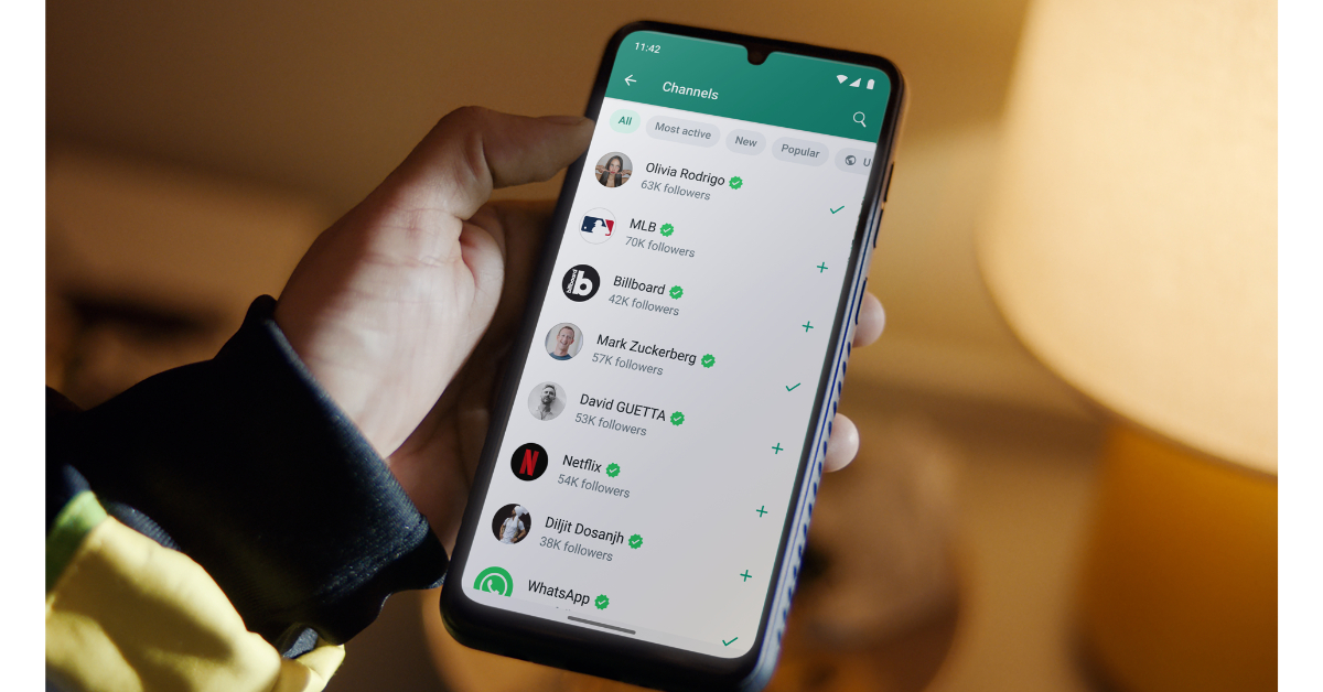 How to add music to your WhatsApp status
